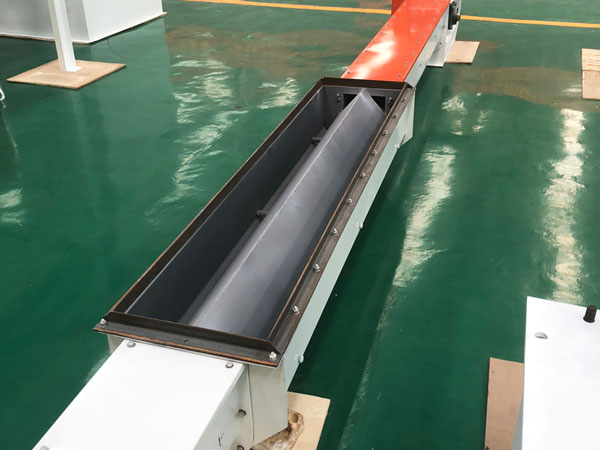 Scraper conveyor