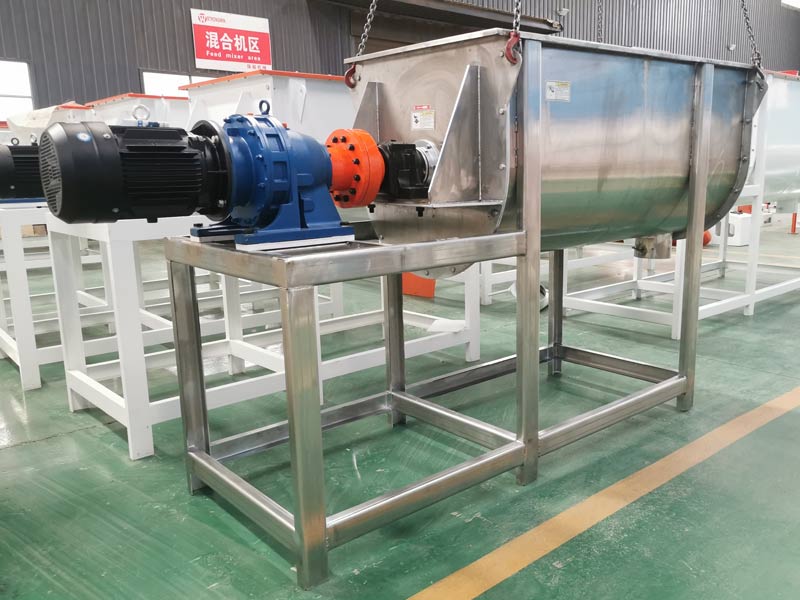 pig feed mixer, rabbit feed mixer, livestock feed mixer